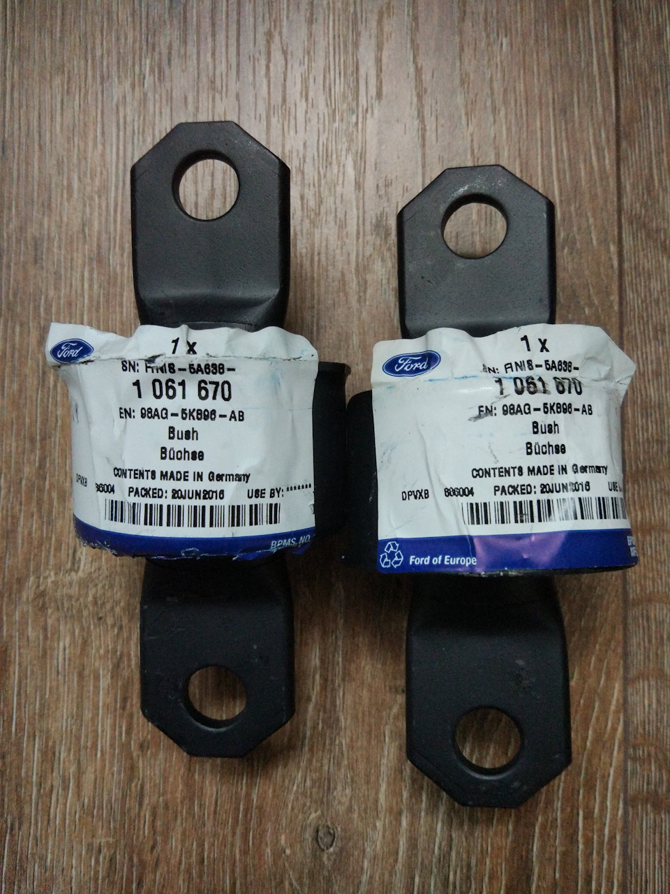 1061670 Сайлентблок рычага задней подвески / Focus-I/II, C-Max VOLVO ...