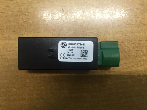 5Q0035726E USB коннектор VAG | Запчасти на DRIVE2