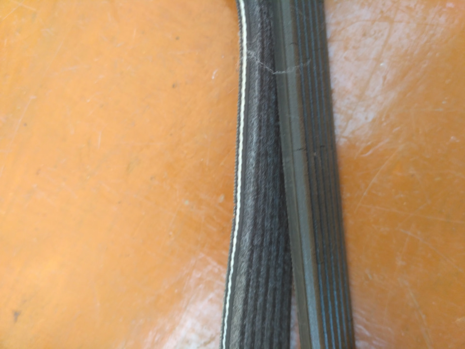 Ремень навесных агрегатов — Toyota Corolla (120), 1,6 л, 2006 года ...