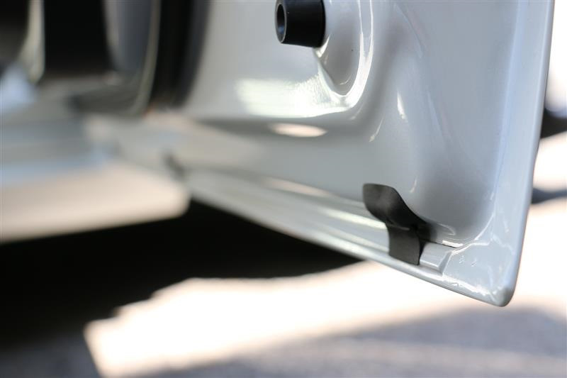 Уплотнители на двери для защиты от пыли (сальники). — Toyota Prius (30 ...