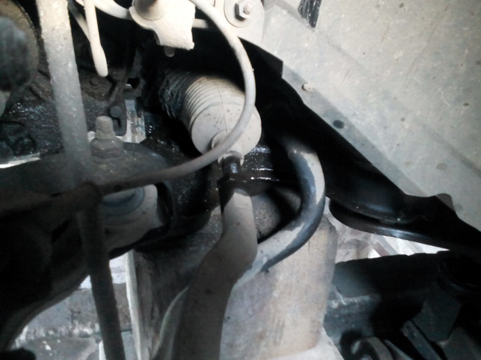 Потекла рулевая рейка — Volvo S80 (1G), 2 л, 2000 года | покупка машины ...