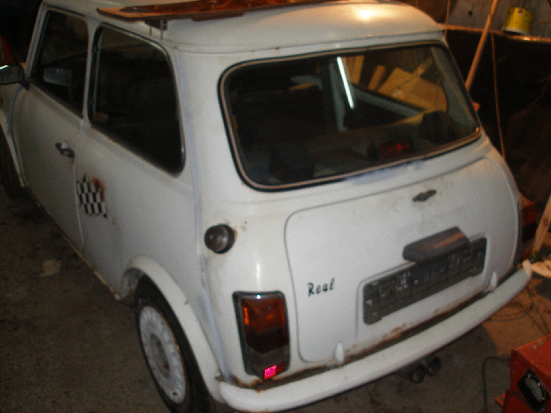 Пациент скорее жив нежели мертв — Rover Mini, 1 л, 1987 года | кузовной ...