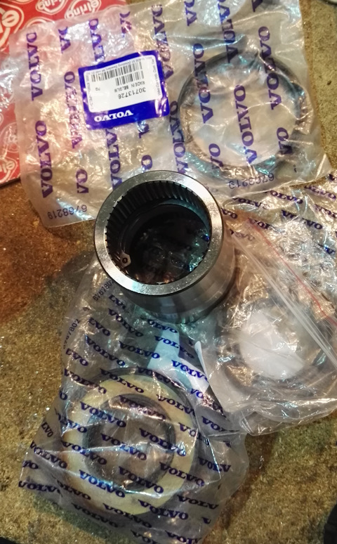 30713728 Сальник 64*75*8 TCW14 Volvo | Запчасти на DRIVE2