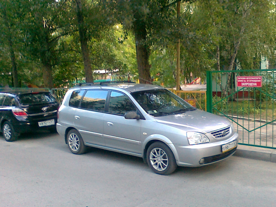 Kia Carens — для отдыха и жизни. — KIA Carens II, 2 л, 2005 года ...