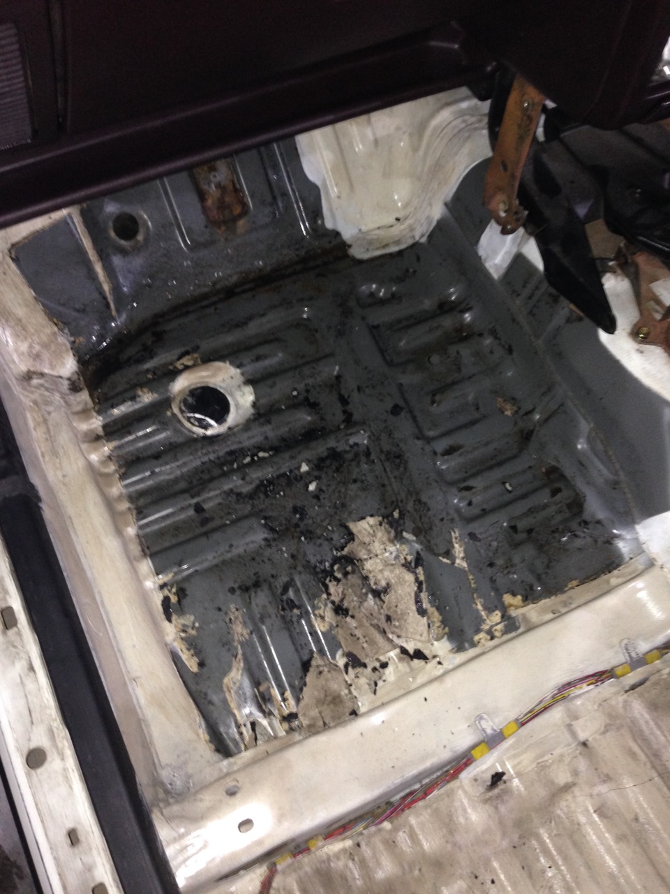 большой пост — Toyota Corona (T150/160), 2 л, 1985 года | наблюдение ...