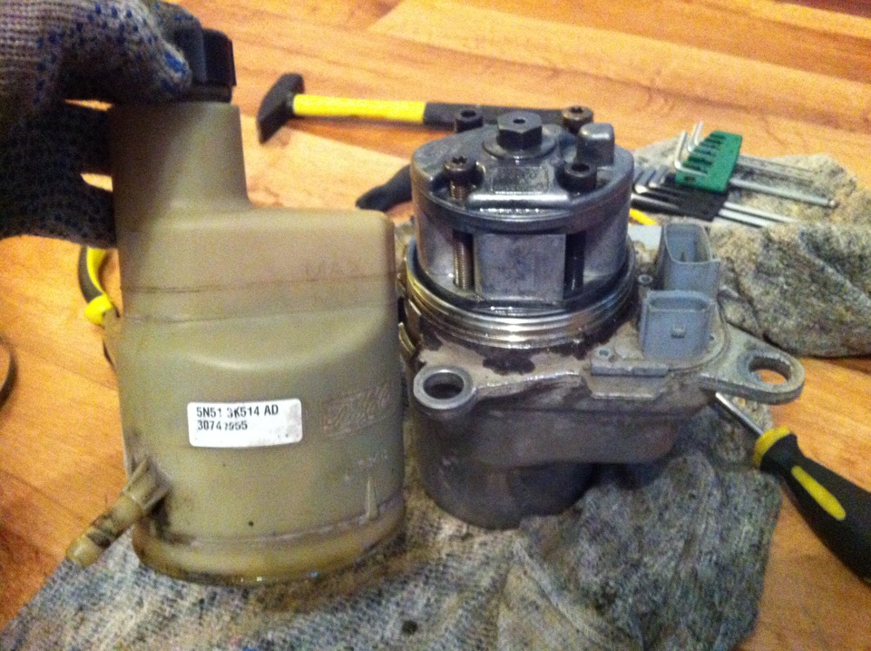 30742955 Шланг бачка расширительного возвратный Volvo | Запчасти на DRIVE2