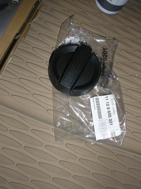 11128655331 Запорная крышка маслоналивного патрубка BMW | Запчасти на ...