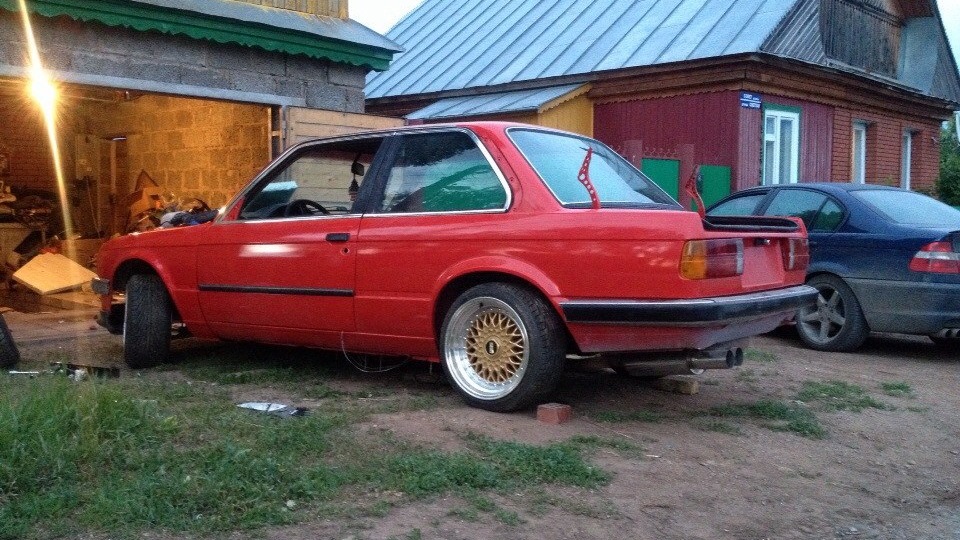 BMW 3 series (E30) 2.5 бензиновый 1986 | Coupe на DRIVE2