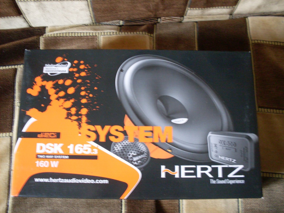 фронт hertz dsk-165.3 + подиумы — Lada 2115, 1,6 л, 2007 года | автозвук | DRIVE2