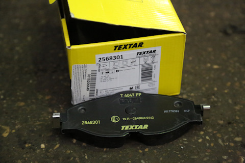 2568301 Комплект тормозных колодок. Передняя ось TEXTAR | Запчасти на ...