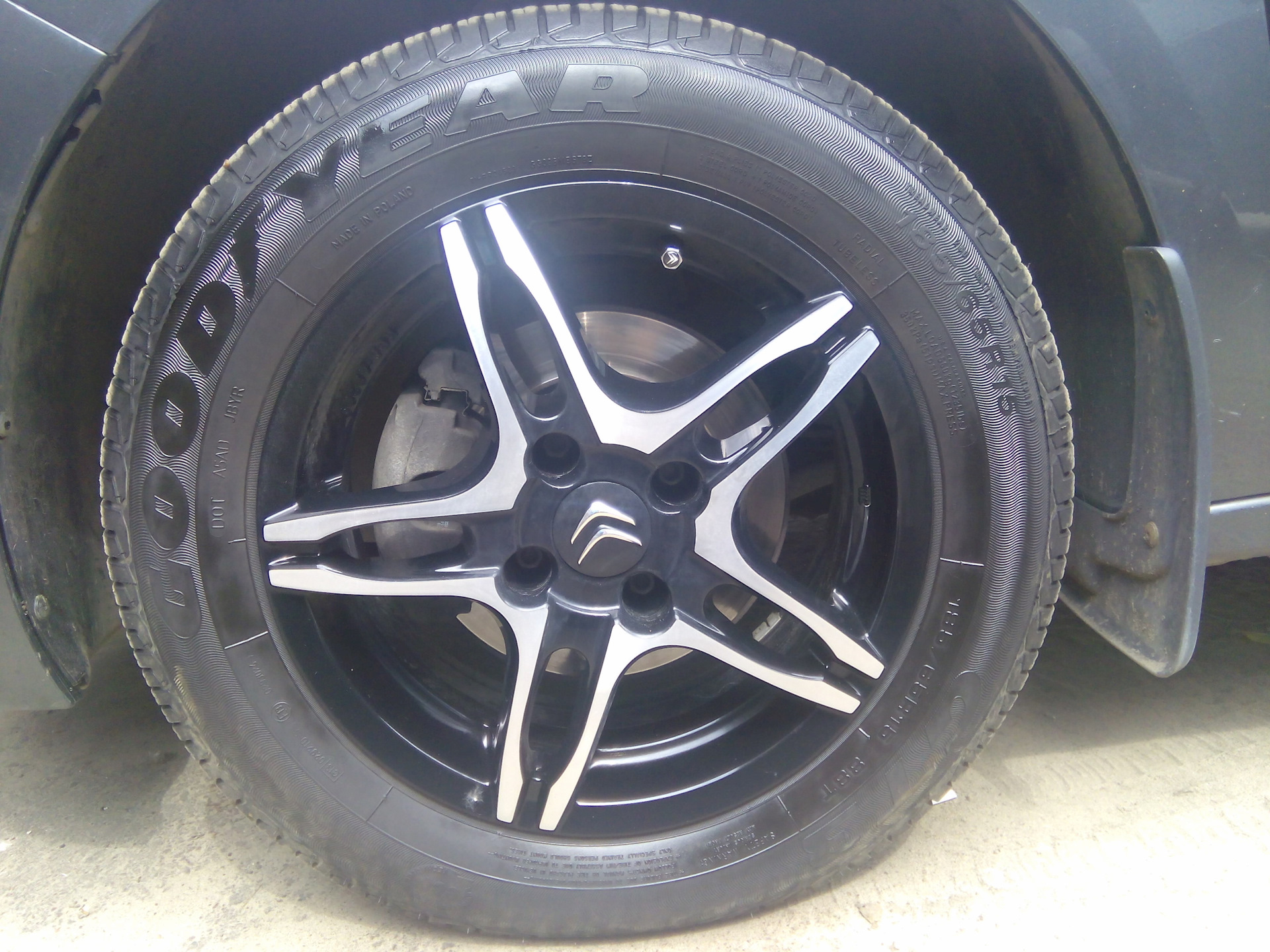 Литые диски Alutec Poison Diamond Black Front Polished — Citroen C ...