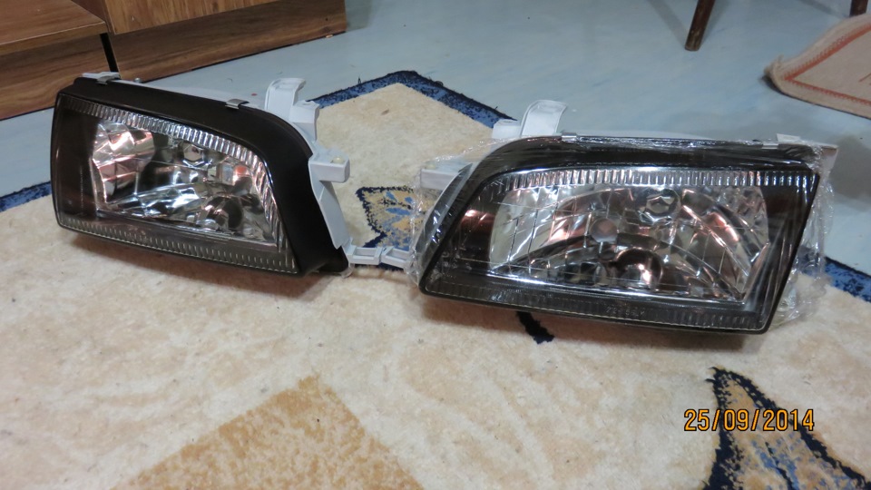 Новые фарки + лампы Osram CBI + Osram Led W5W + бронь фар — Toyota ...