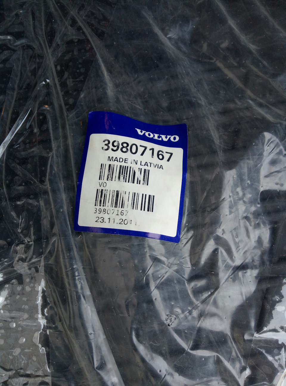 Салонные коврики — Volvo S40 (2G), 2,4 л, 2007 года | аксессуары | DRIVE2