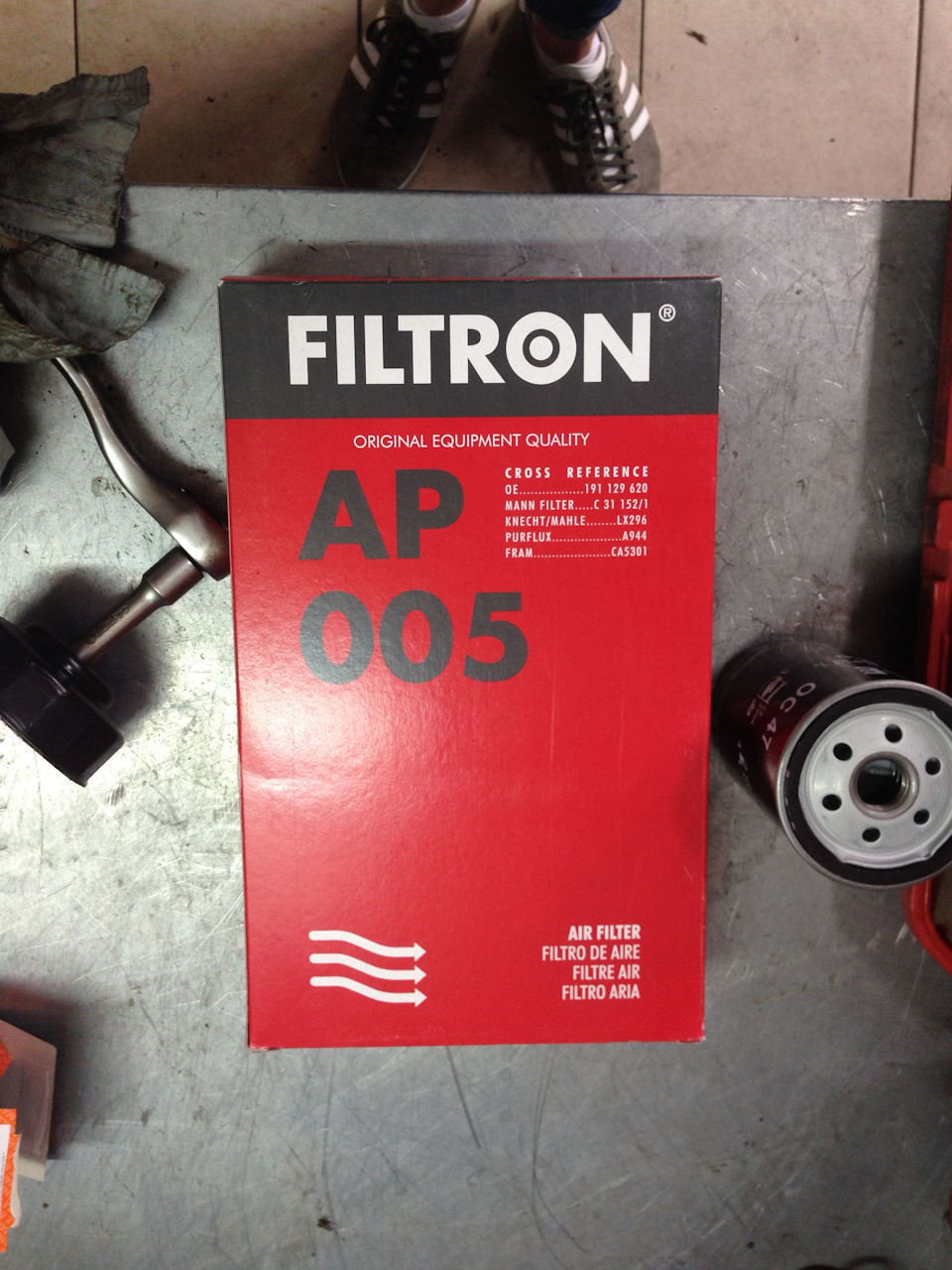 191129620 Фильтрующий элемент воздушного фильтра VAG | Запчасти на DRIVE2