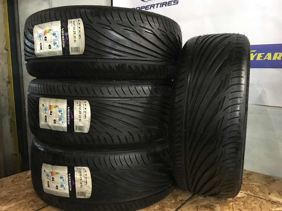 Vredestein Ultrac Sessanta 235/30 R22 ShowMustGoOn — Vredestein-Russia ...