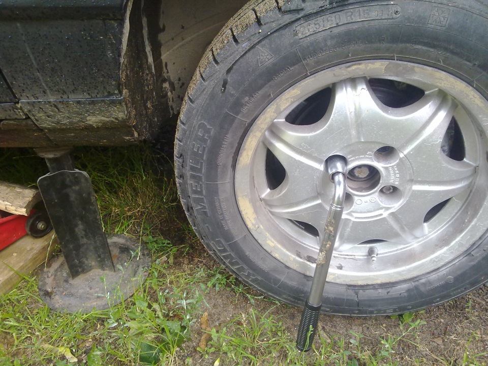 за выл подшипник ступицы — Audi 100 Avant (C3), 2 л, 1990 года | своими ...