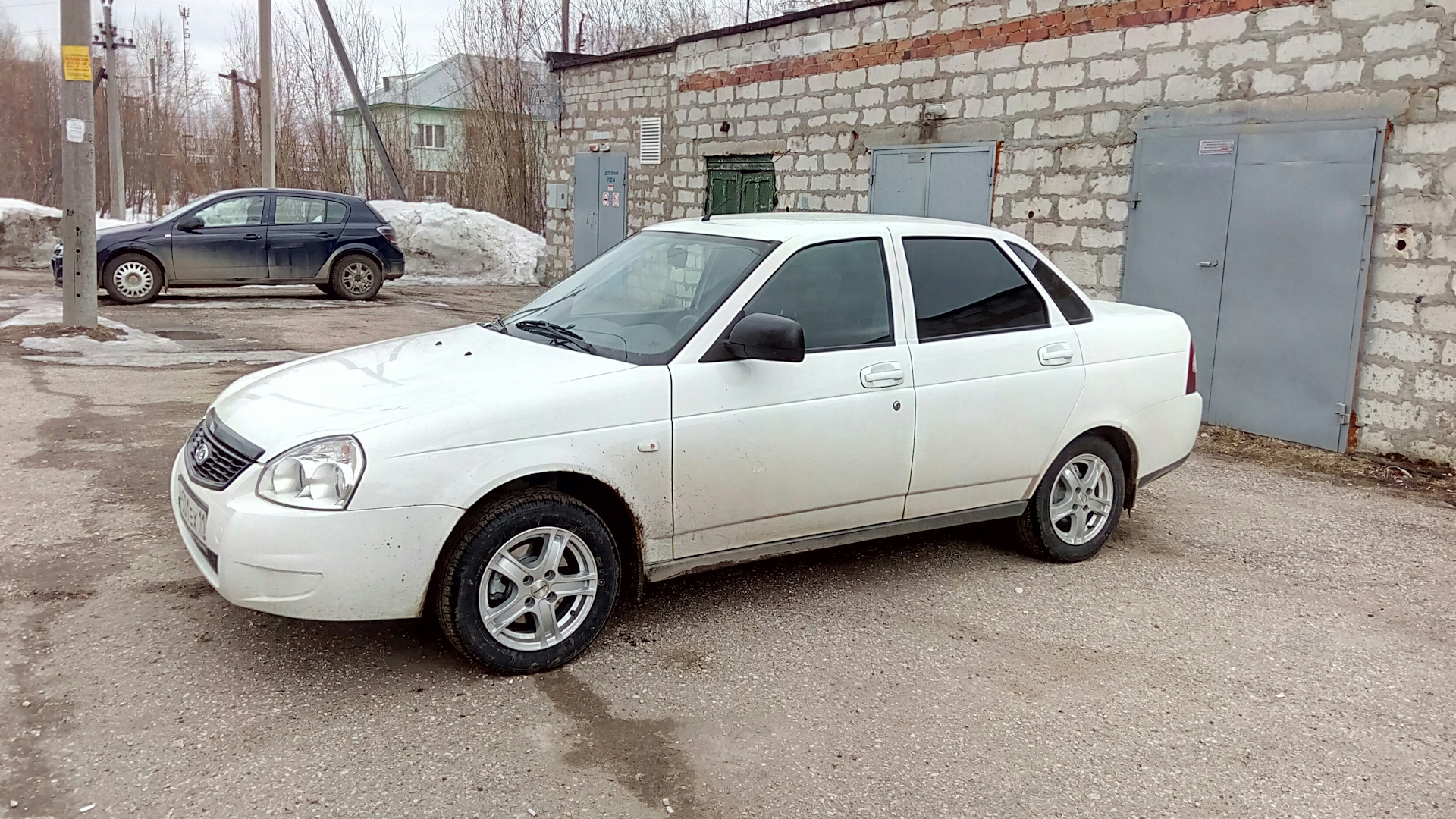 обул литье и др у меня )) — Lada Приора седан, 1,6 л, 2018 года ...
