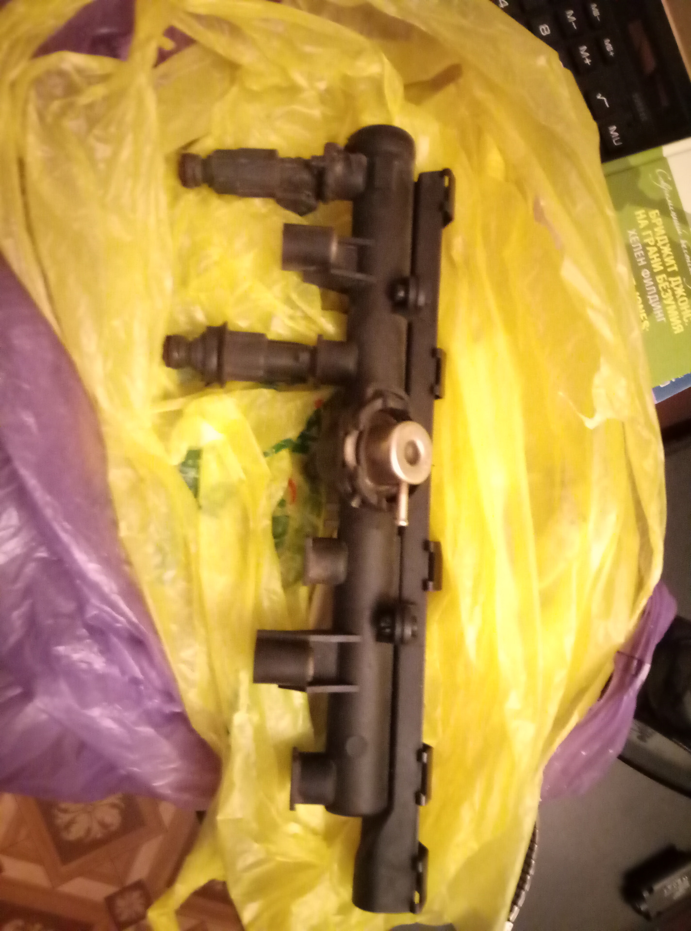 Замена дворников, направляющая гильза, замена жгута, топливной рампы ...