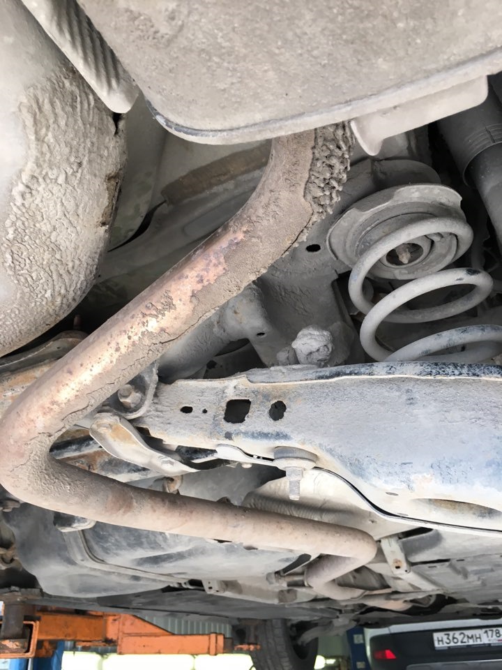 Стояночный тормоз авенсис 3 часть 1 — Toyota Avensis III, 2009 года ...