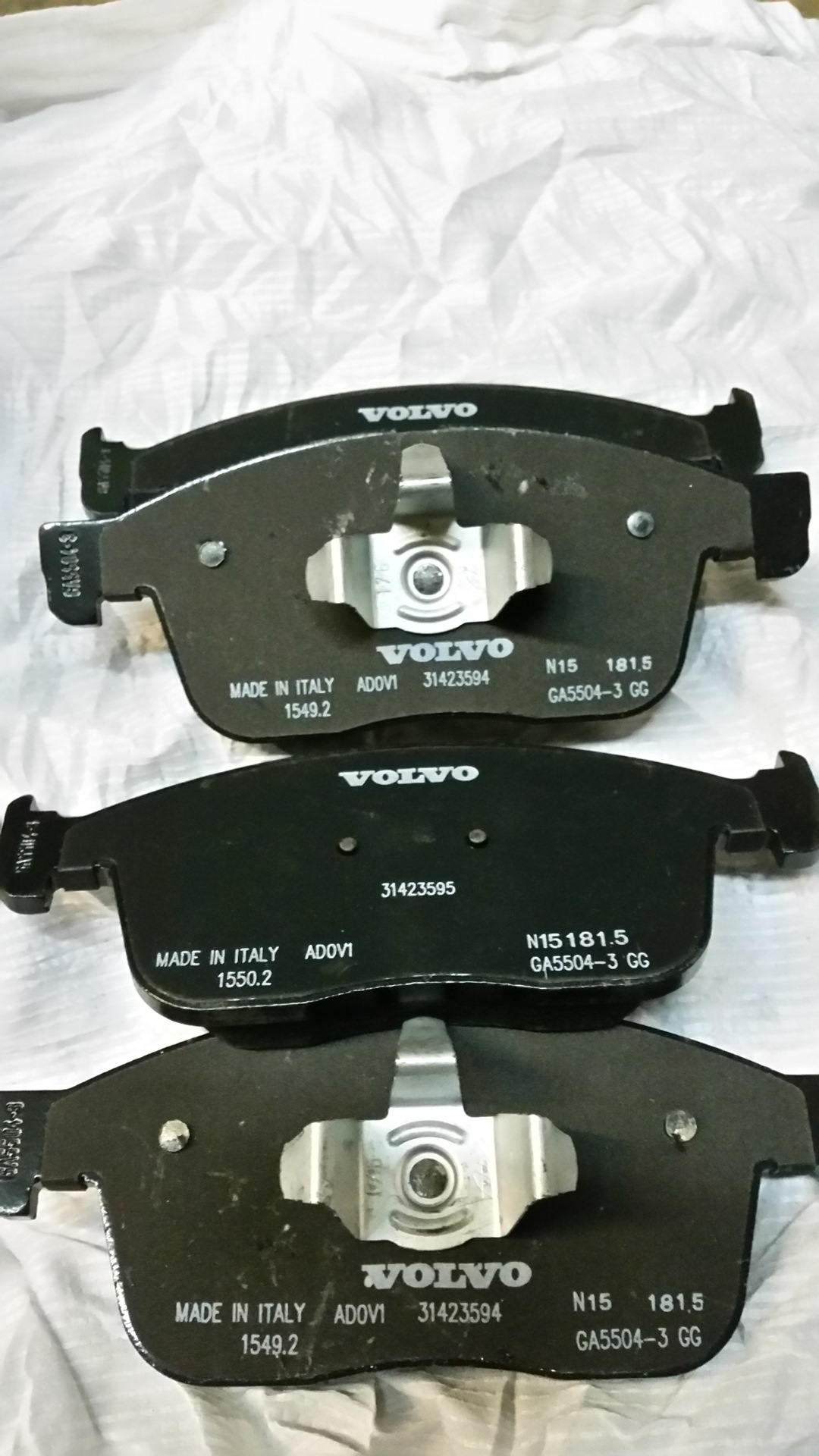 Замена передних колодок — бортжурнал Volvo XC60 2015 года на DRIVE2