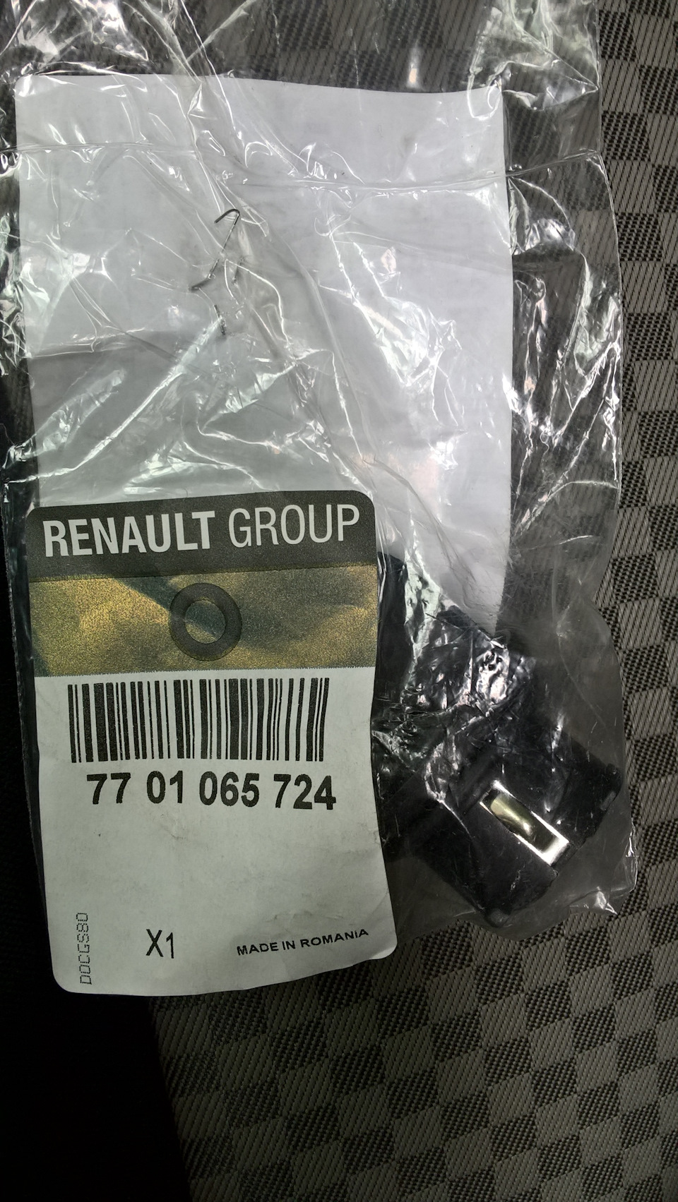 7701065724 Держатель лампы (плас) RENAULT | Запчасти на DRIVE2
