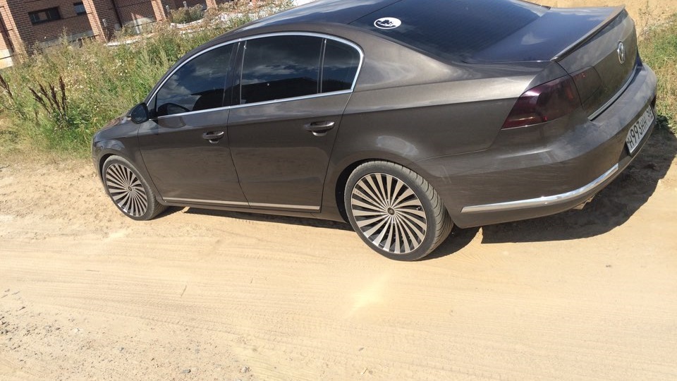 Volkswagen Passat B7 бензиновый 2011 | на DRIVE2