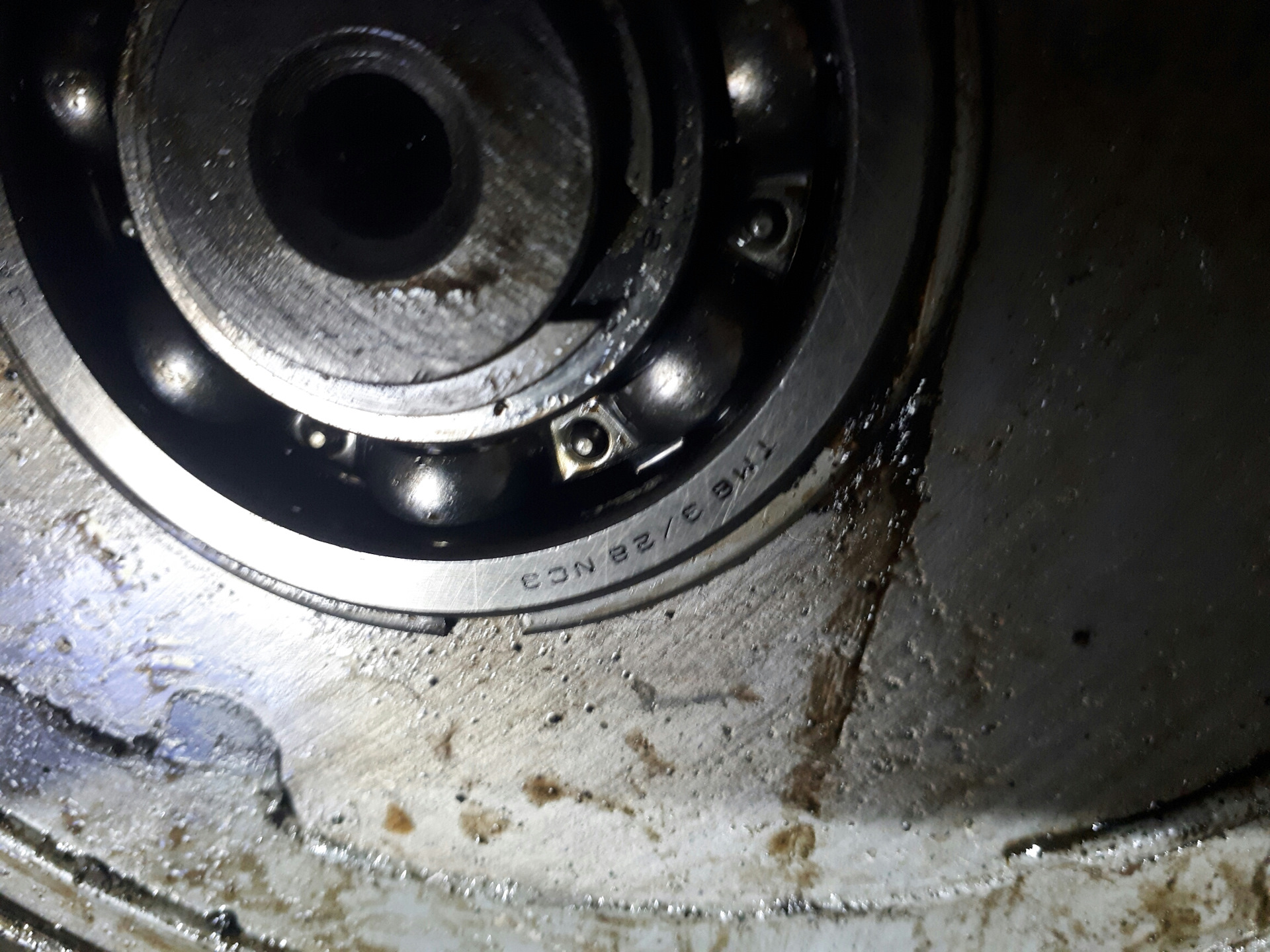 Разобрал с трудом МКПП V5MT1 — Mitsubishi Pajero (2G), 2,5 л, 1992 года ...