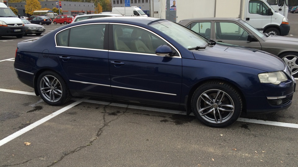 Volkswagen Passat B6 2.0 бензиновый 2005 | синий металик LD5Q на DRIVE2