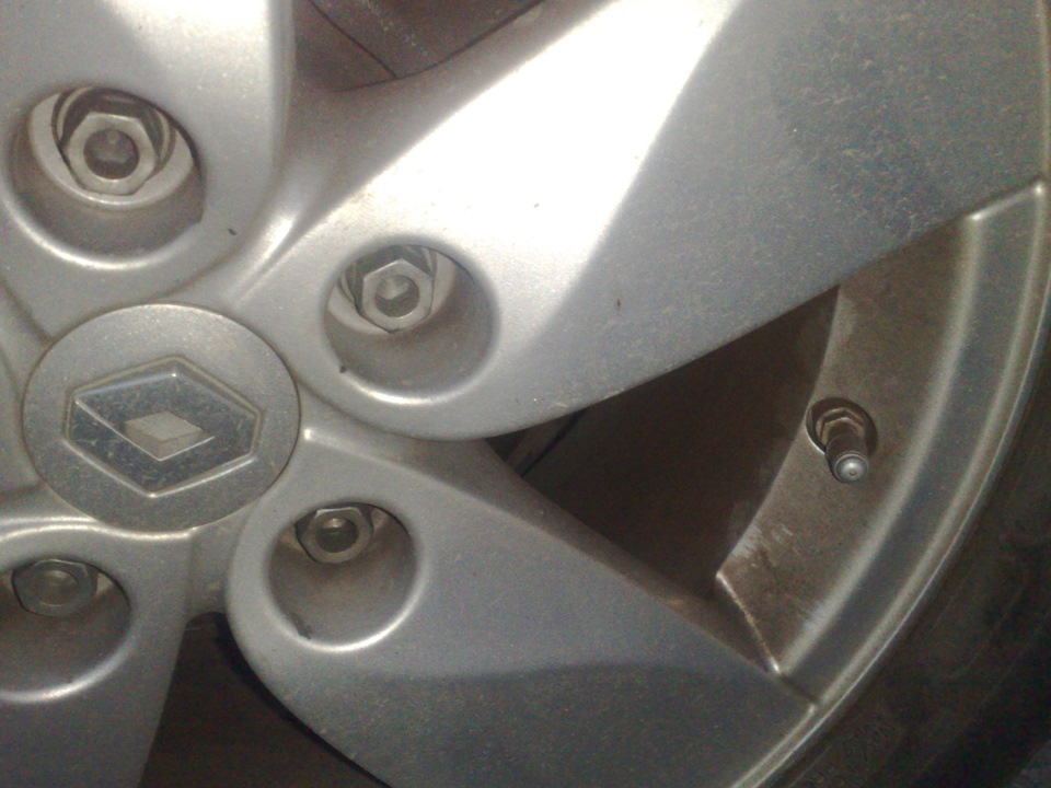 Датчики давления воздуха в шинах. — Renault Scenic III, 2 л, 2011 года ...