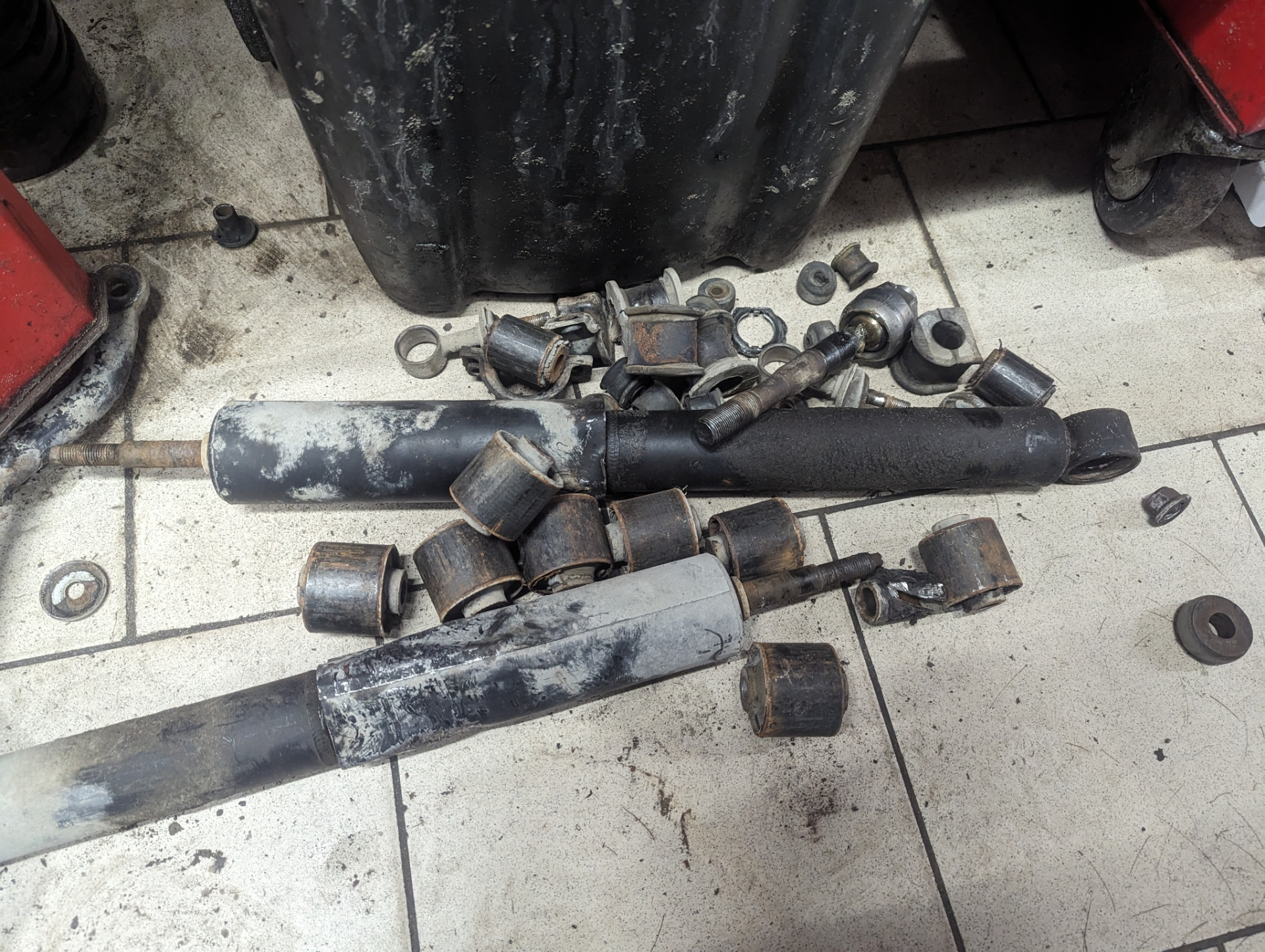 Ремонт ходовой — Toyota Land Cruiser 100, 4,7 л, 2004 года | визит на ...