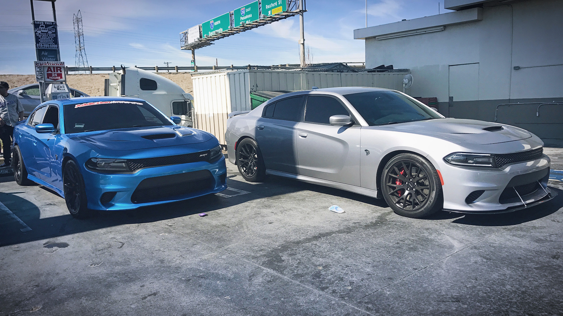 Гонки с АМЕРИКАНЦАМИ, заезды Charger 1000 сил, Corvette 700 сил, обзор ...