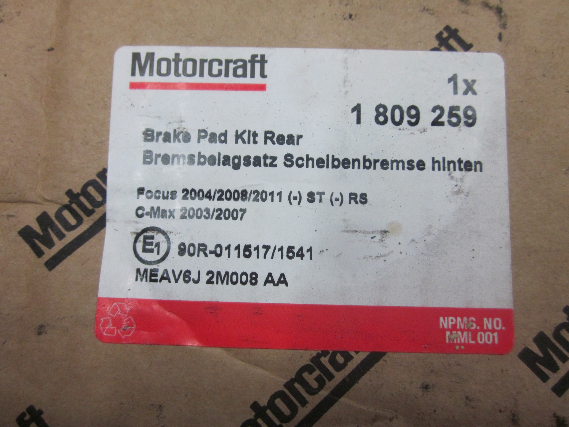 Brake discs & brake pad kit rear — Ford Focus Sedan III, 1,6 л, 2012 ...