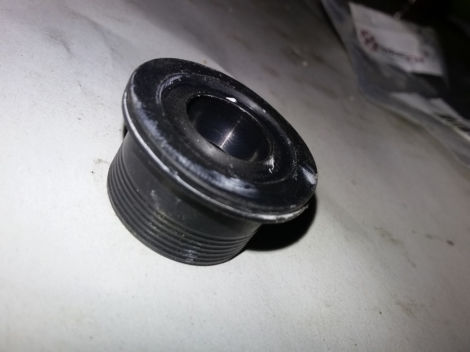 достал эт сальник — Skoda Felicia, 1,3 л, 1997 года | запчасти | DRIVE2