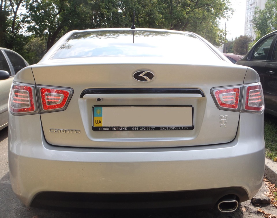 Фонари от KIA Cerato Hybrid — KIA Cerato (2G), 1,6 л, 2009 года ...