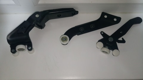 7E0843336A Шарнир сдвижной двери / VW Transporter T-5 03~ VAG ...