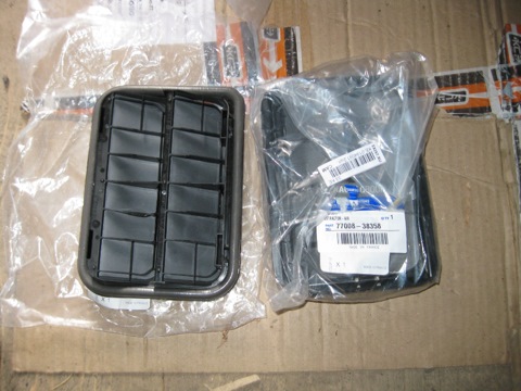 7700838358 Дефлектор вытяжной вентиляции RENAULT | Запчасти на DRIVE2