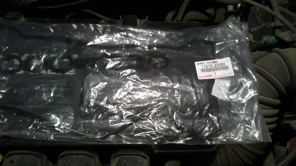 1121322050 Прокладка крышки ГБЦ OEM TOYOTA LEXUS | Запчасти на DRIVE2