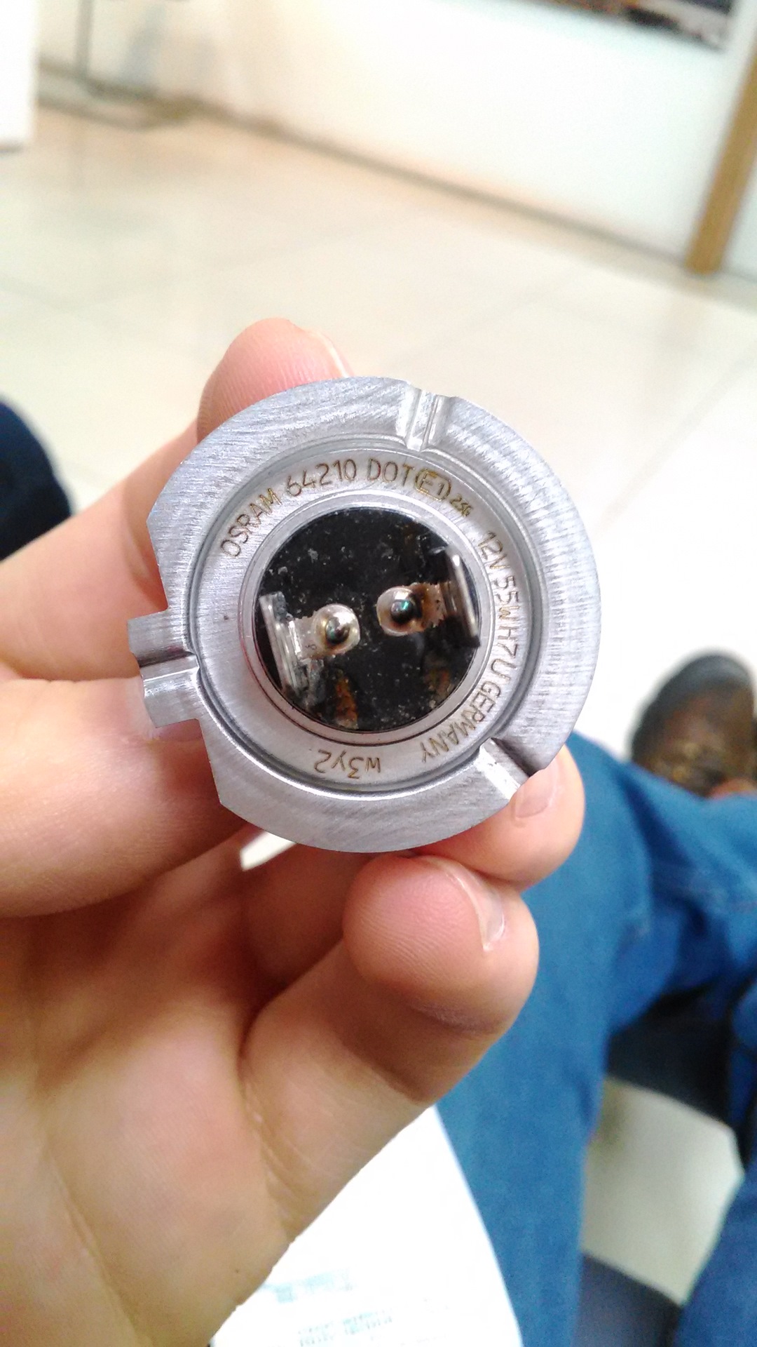 перегорела лампа ближнего света — Brilliance H530, 1,6 л, 2014 года ...