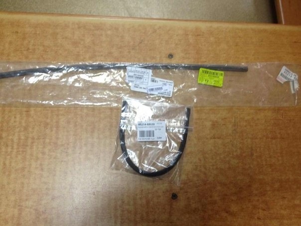 Смена резинок на дворниках! — Toyota Corolla (140/150), 1,6 л, 2011 ...