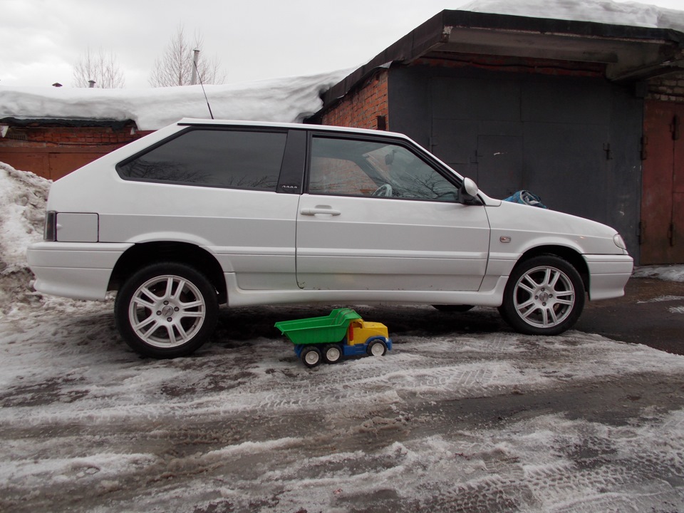 Первый выезд! — Lada 2113, 1,5 л, 2005 года | фотография | DRIVE2