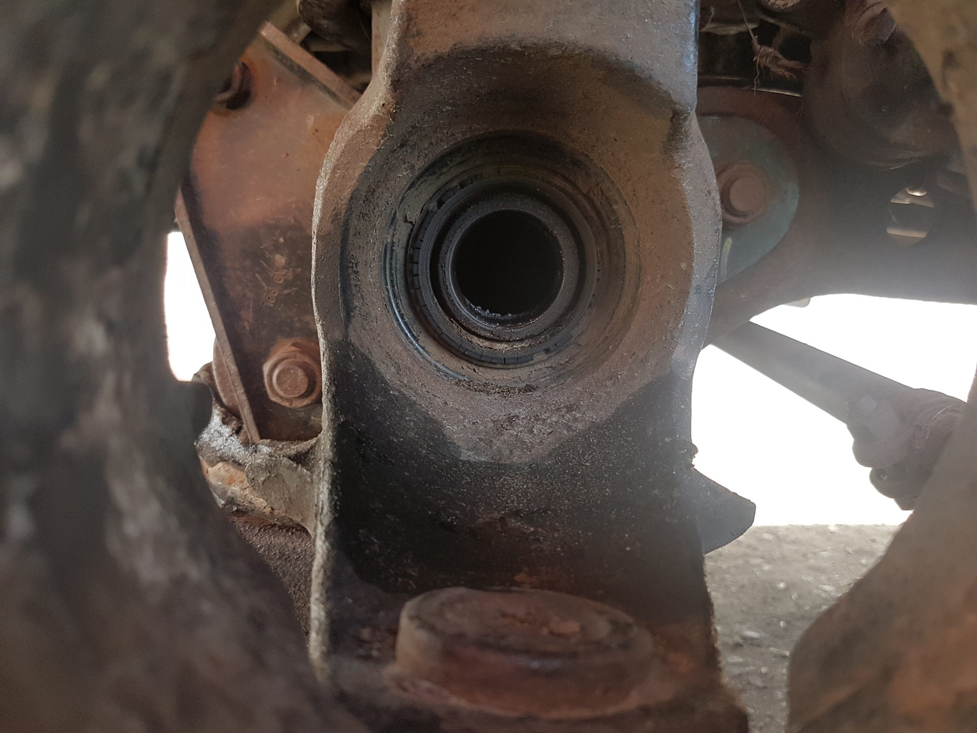 Машинка не дает скучать. — Land Rover Discovery II, 2,5 л, 1998 года ...