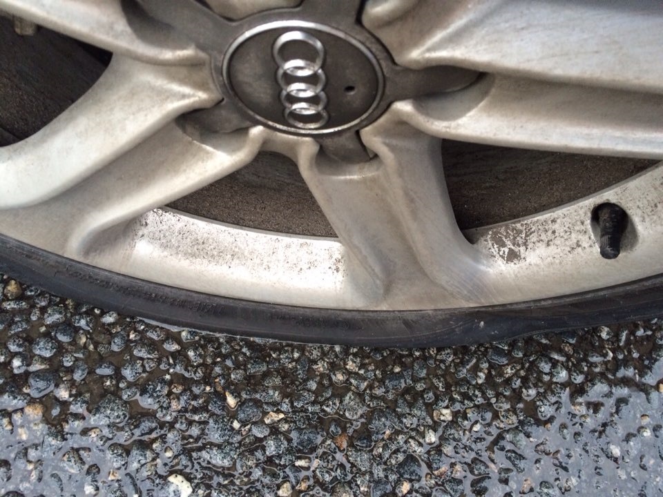 Дороги, наши дороги — Audi A4 (B8), 1,8 л, 2013 года | колёсные диски ...