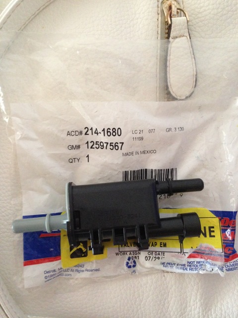 12597567 Клапан рециркуляции выхлопных газов / Chevrolet, Cadillac 04 ...