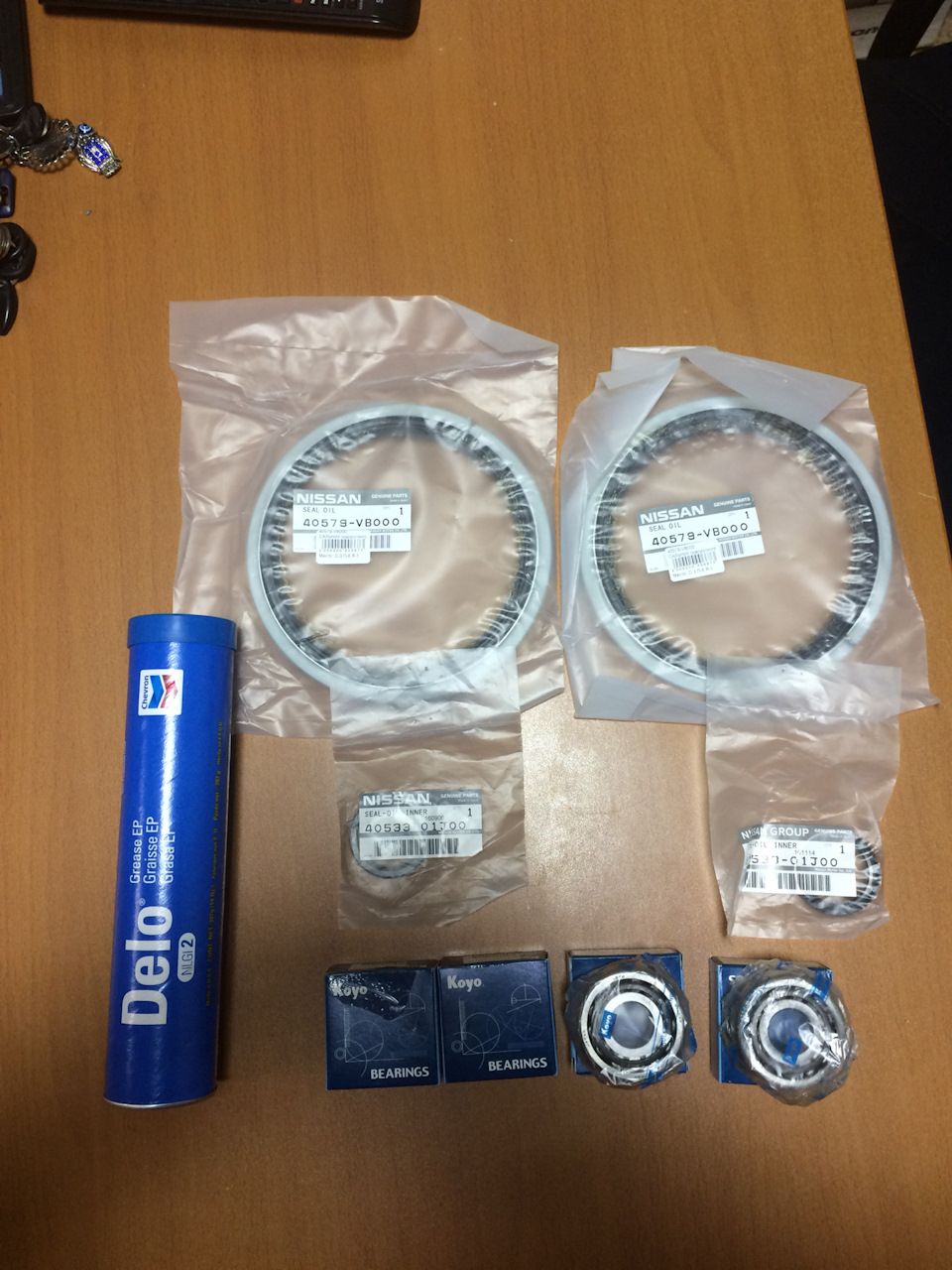 Прикупил рем.комплект для поворотных кулаков — Nissan Safari (Y61), 3 л ...