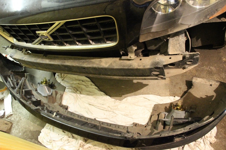 Замена ПТФ, заднего дворника, накладки вод. сиденья — Volvo XC90 (1G ...