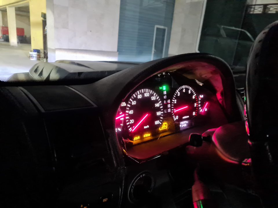 Приборка Тойота. Внедрение в торпедо. Часть 2. — Mercedes-Benz G-Class ...