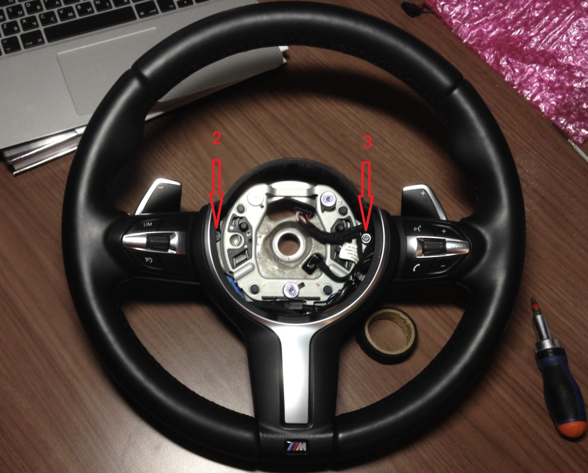 Лепестки на М-руль LCI BMW F10. Установка, кодирование. — BMW 5 series ...