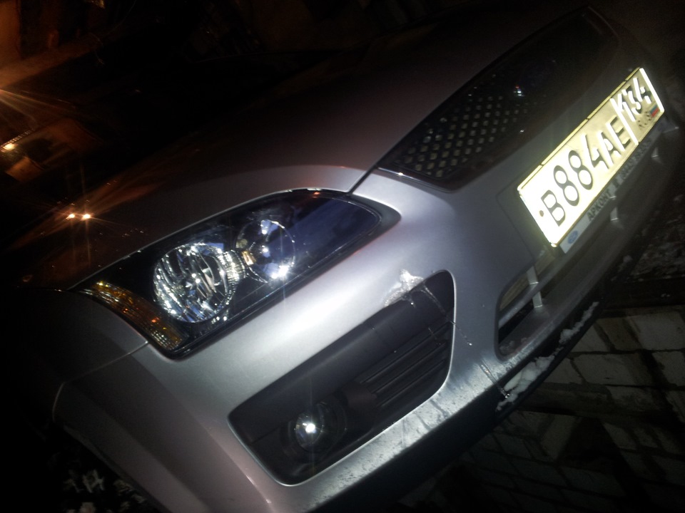 Замена масла в двигателе. — Ford Focus Hatchback II, 1,6 л, 2006 года ...