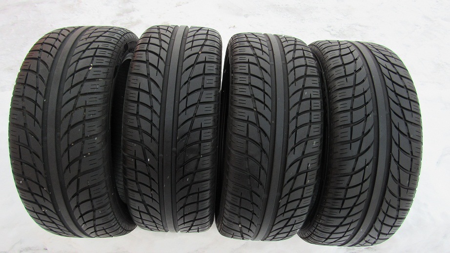 Как новая, без износа, видно пупырышки. Pirelli P7000 215/45R17 ...