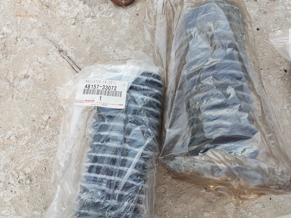 4815733072 Пыльник амортизатора OEM TOYOTA LEXUS | Запчасти на DRIVE2